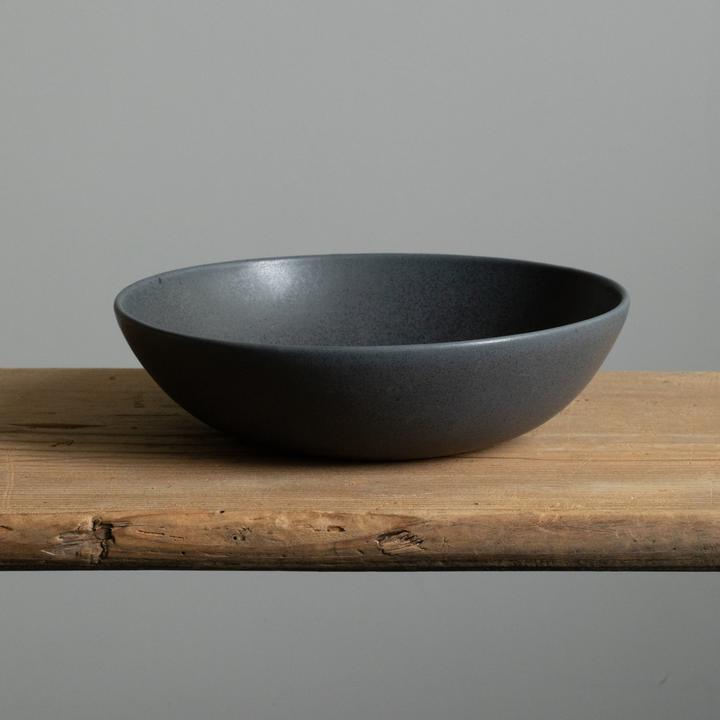 Atelier Agave Grosser Runder Pasta Teller Matte Black (1x, 22 cm)