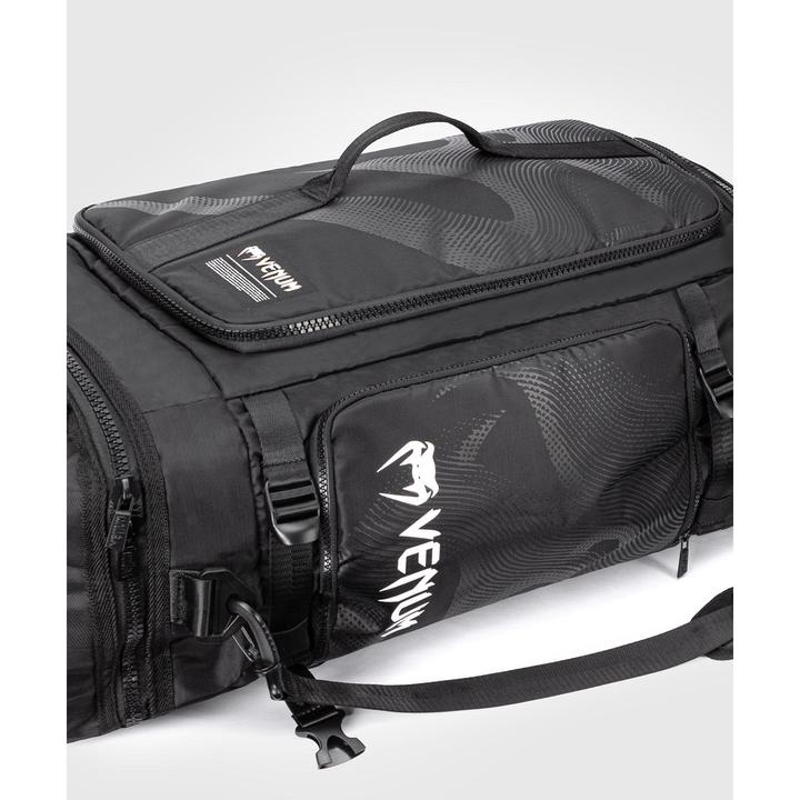 Venum Shockwave Sporttasche 48l - kaufen bei Digitec