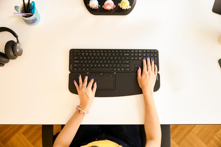 Contour Tastiera Wireless Completa Layout US QWERTY - Digitec