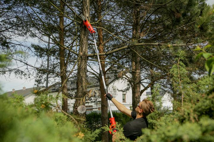 Yato ELECTRIC SCISSORS 710W 25cm - buy at Galaxus