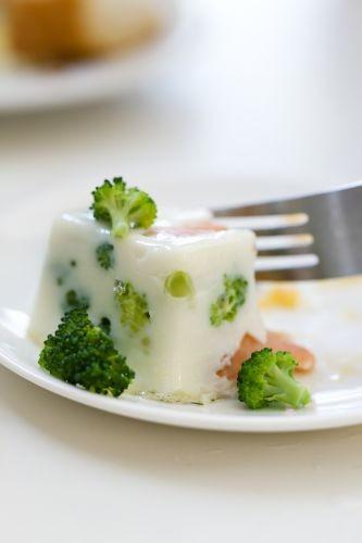 Lékué Egg square red, 100ml - buy at Galaxus