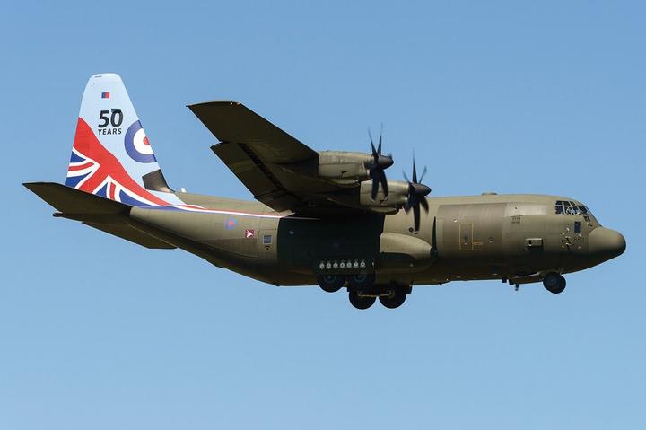 Zvezda 7325 Hercules C-130J, Scale 1/72, Model Kit, ZS7325