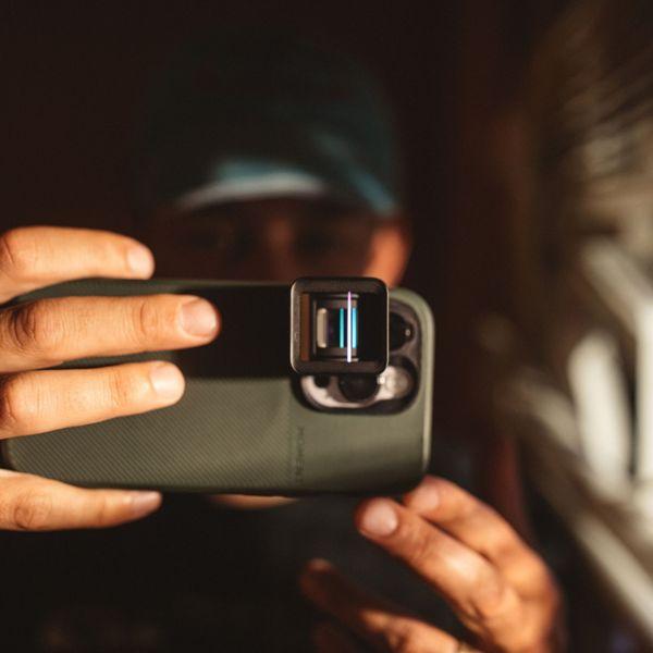 Moment Anamorphic 1.55x Mobile Lens - T-Series - Blue Flare - Galaxus