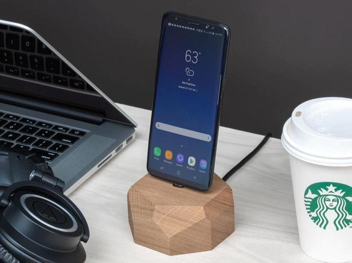 Oakywood Geometric Dock - wooden dock for charging smartphone - color ...