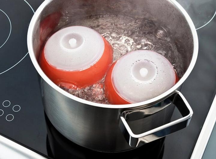 Lékué Egg square red, 100ml - buy at Galaxus