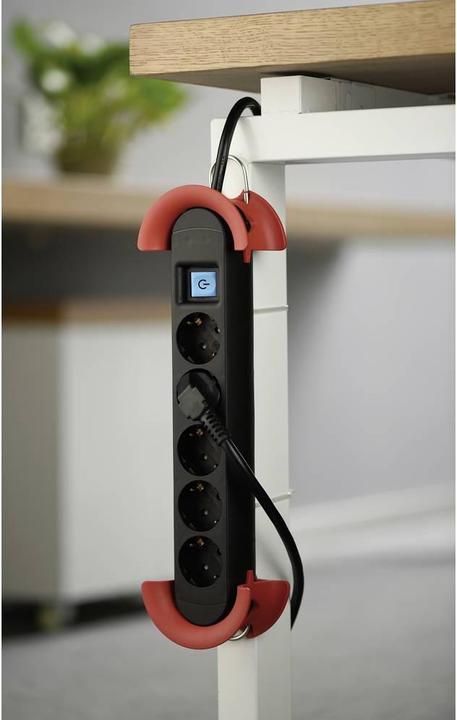 Maxtrack NV 60-5 L Multiple socket outlet with switch Black earthing ...