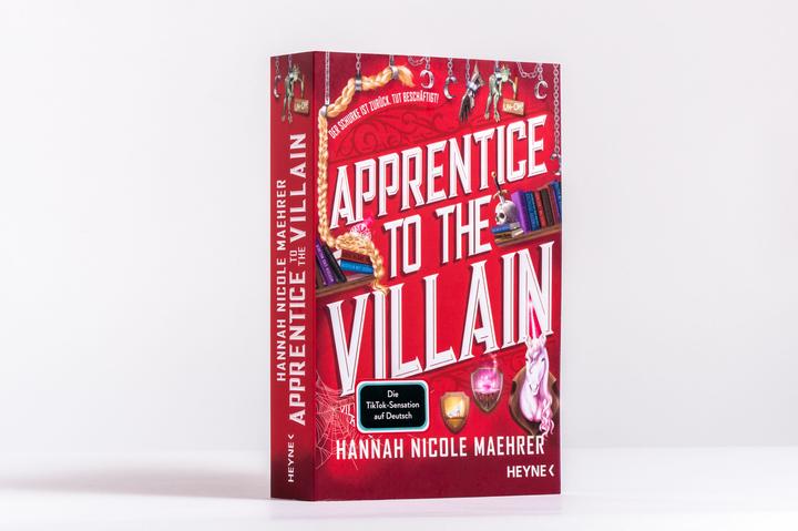 Heyne Apprentice to the Villain - buy at Galaxus