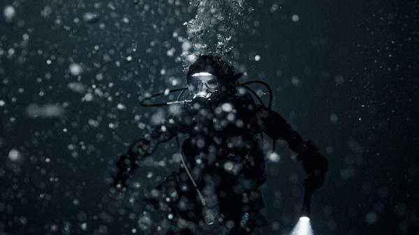 Plaion Breaking Surface - Tödliche Tiefe (DVD, 2020, Deutsch, Schwedisch) - Galaxus