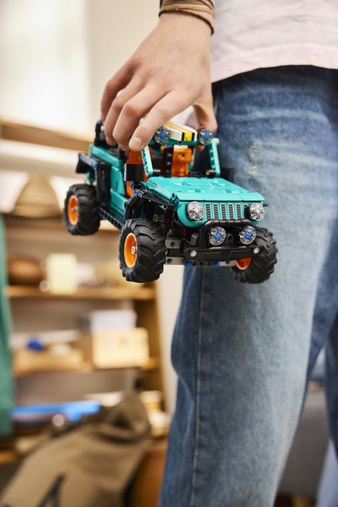 LEGO Jeep Wrangler Rubicon off-road vehicle - buy at Galaxus