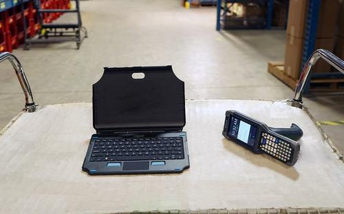 Gamber-Johnson 7160-1450-00, QWERTY, English, Touchpad, Mini, 2 million ...