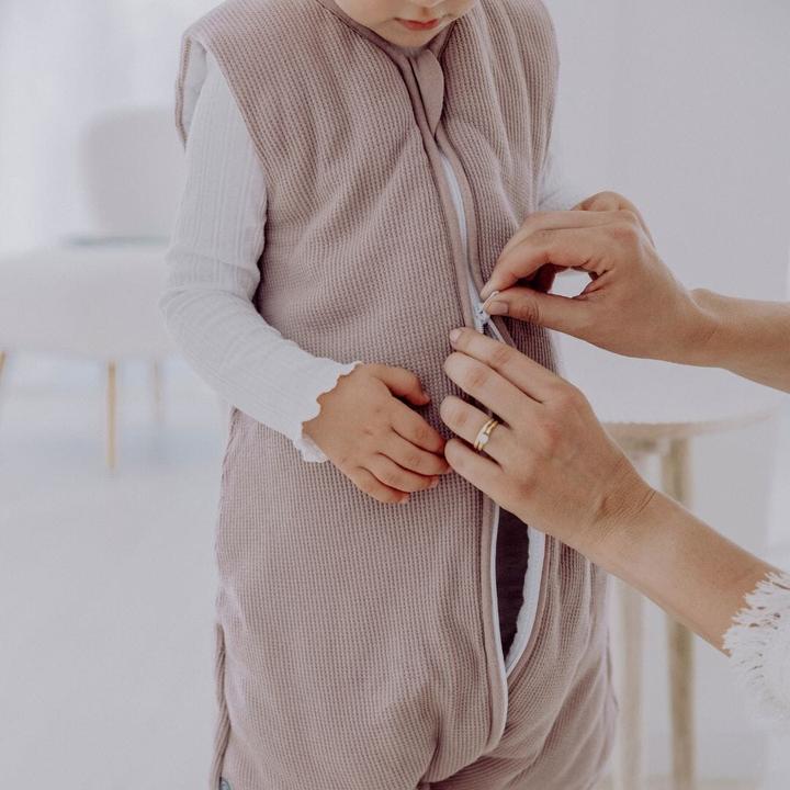 Emma & noah Schlafsack mit Umschlag-Fuss und Ärmel 3.5 TOG (90 cm, 3.5 ...