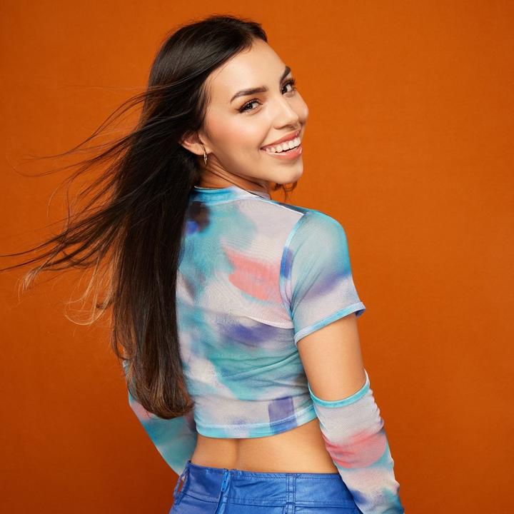 Westcott Wrinkle Resistant Backdrop Tiger Orange (9' x 20') (274.30 cm ...