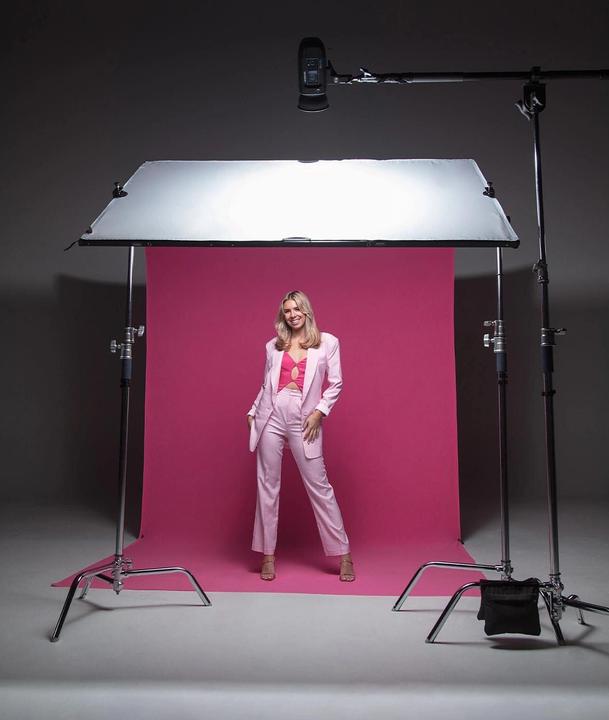 Westcott X Drop Pro Wrinkle Resistant Backdrop Dark Pink Sweep (2.4 x 4 ...