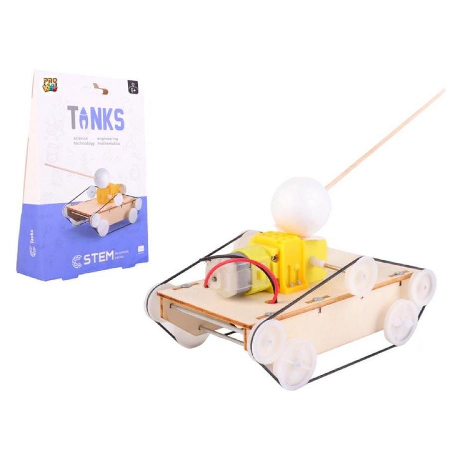 PRO Bike Gear Wonders of Mechanics entdeckt und baut einen Panzer
