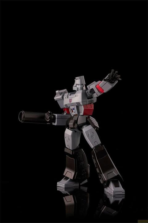 Sentinel Transformers Furai Plastic Model Kit Megatron G1 Ver. 16 cm ...