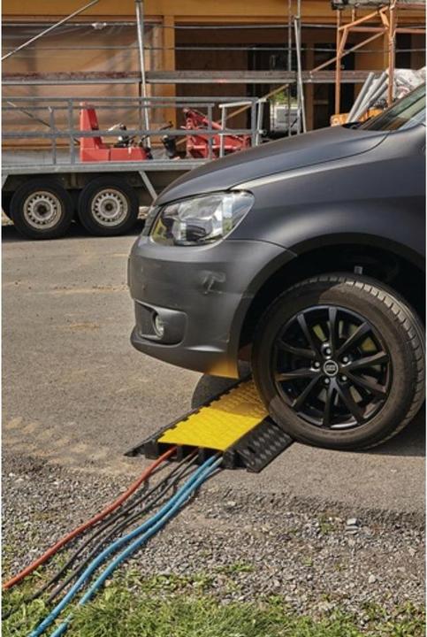 HP Autozubehör Hose and cable bridge L900xW500xH70mm rubber black ...